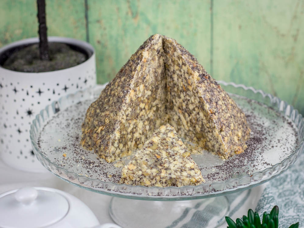 Ruski “Mravinjak kolač” s belom čokoladom (Anthill cake, Muraveinik ...