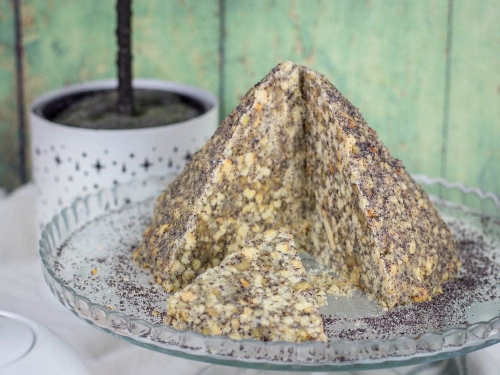 Ruski “Mravinjak kolač” s belom čokoladom (Anthill cake, Muraveinik ...
